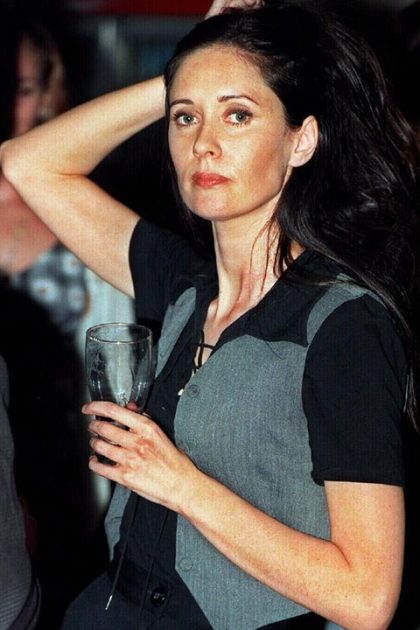 Margaret Urlich Singer Biography, Wiki, Family, Networth & Career